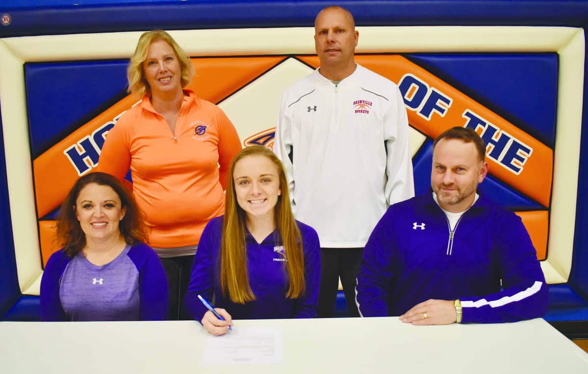 Tepe Signs To Run At McKendree – The Sentinel
