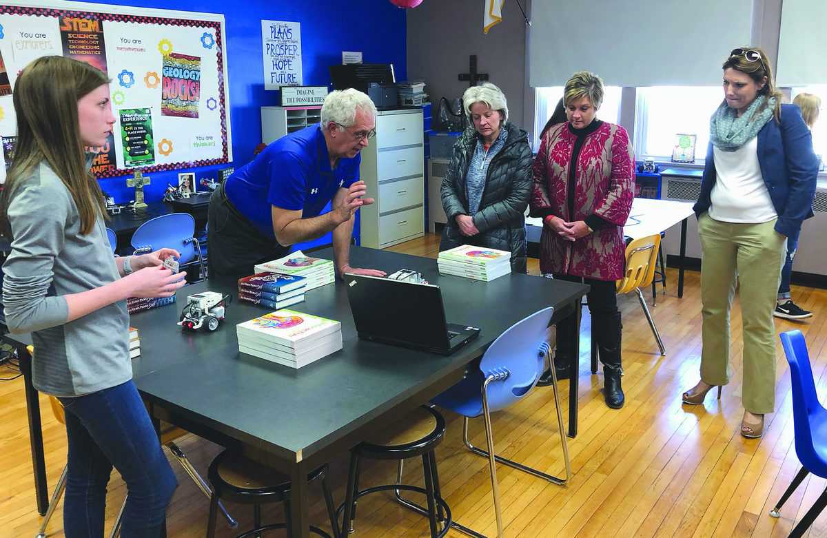 Dean Kidwell Visits Local Illinois Extension And Related Area Programs ...