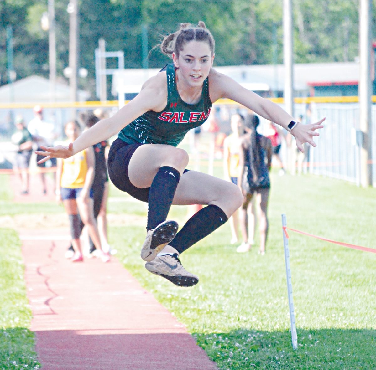 Centralia, Salem score state qualifiers – The Sentinel
