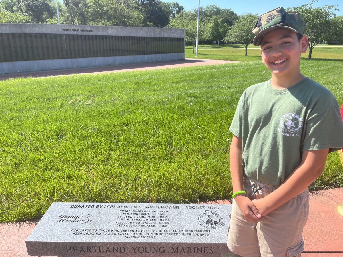 Hoyleton boy dedicates bench in honor of Young Marine adult volunteers ...