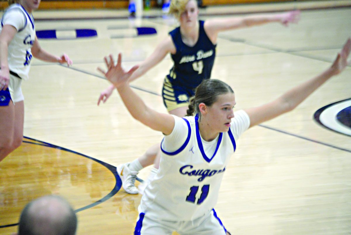 Lady Cougars topple Raiders at Shootout – The Sentinel