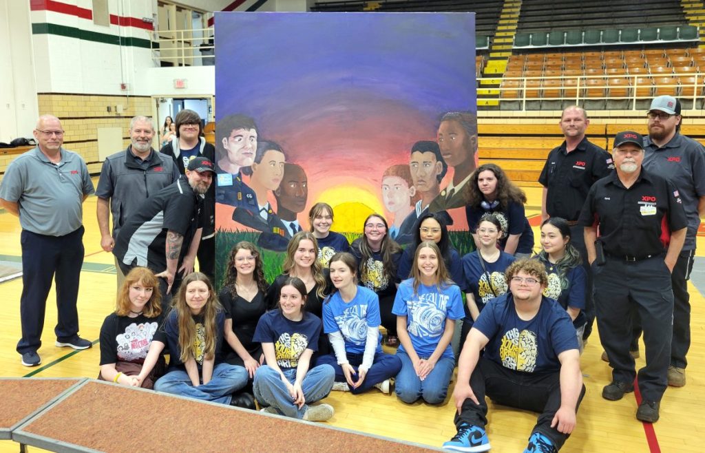 Art honoring veterans – The Sentinel