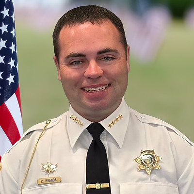 Know Your Neighbor: MV Police Chief Robert Brands – The Sentinel